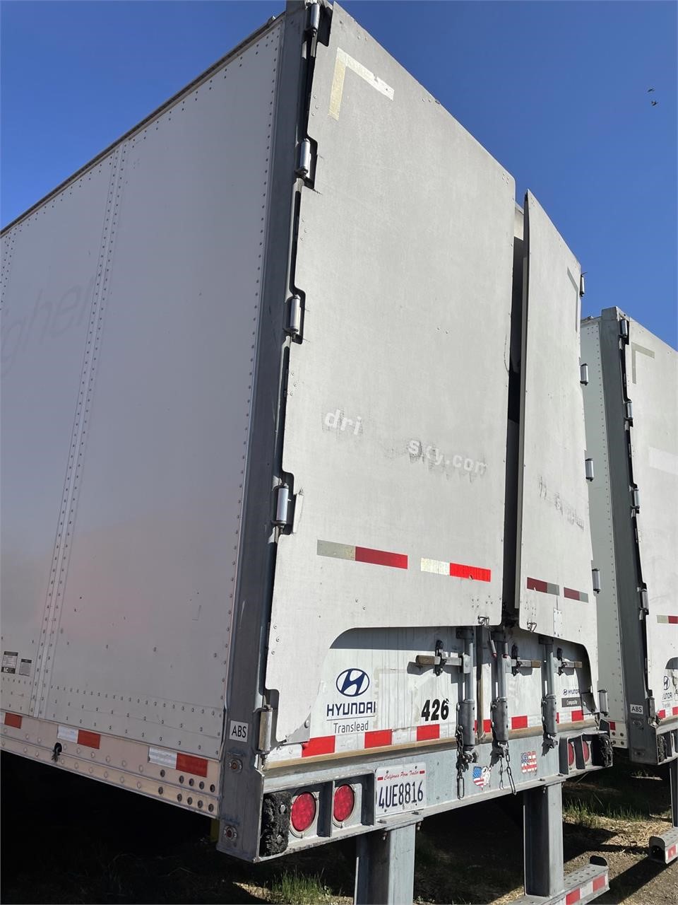 2016 HYUNDAI DRY VAN - Coast Hyundai Trailer